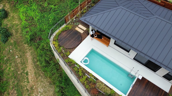 스테이 산하
독채_자쿠지_바베큐_설경_삼악산&북한강뷰_차실 - Chuncheon-si