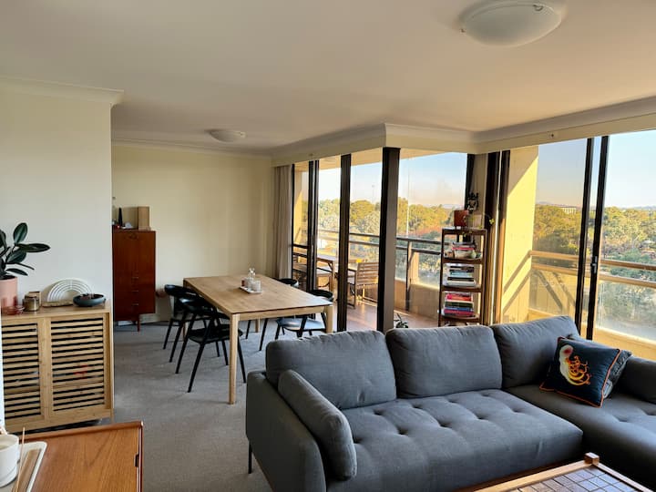 Lakeside Canberra Cbd Apartment Gym Sauna Pool - Canberra
