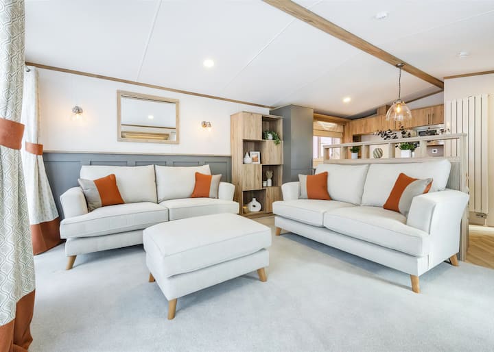 Platinum 2 Bed Spa - Borth