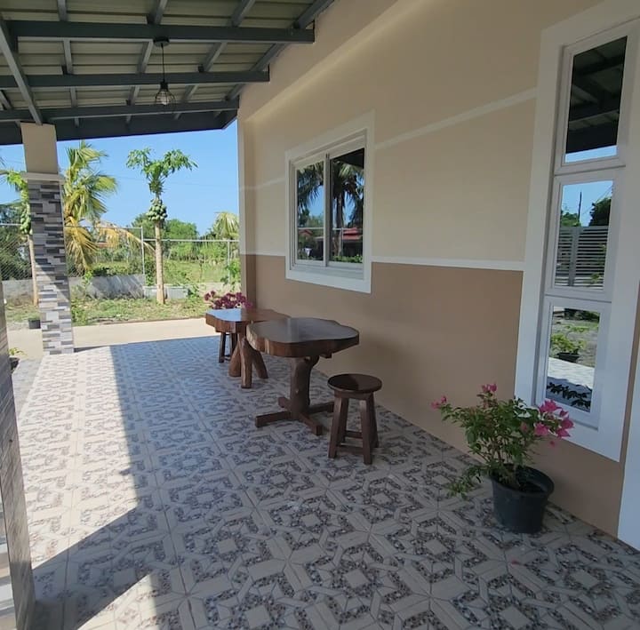 La Consaray Breeze - Laoag City