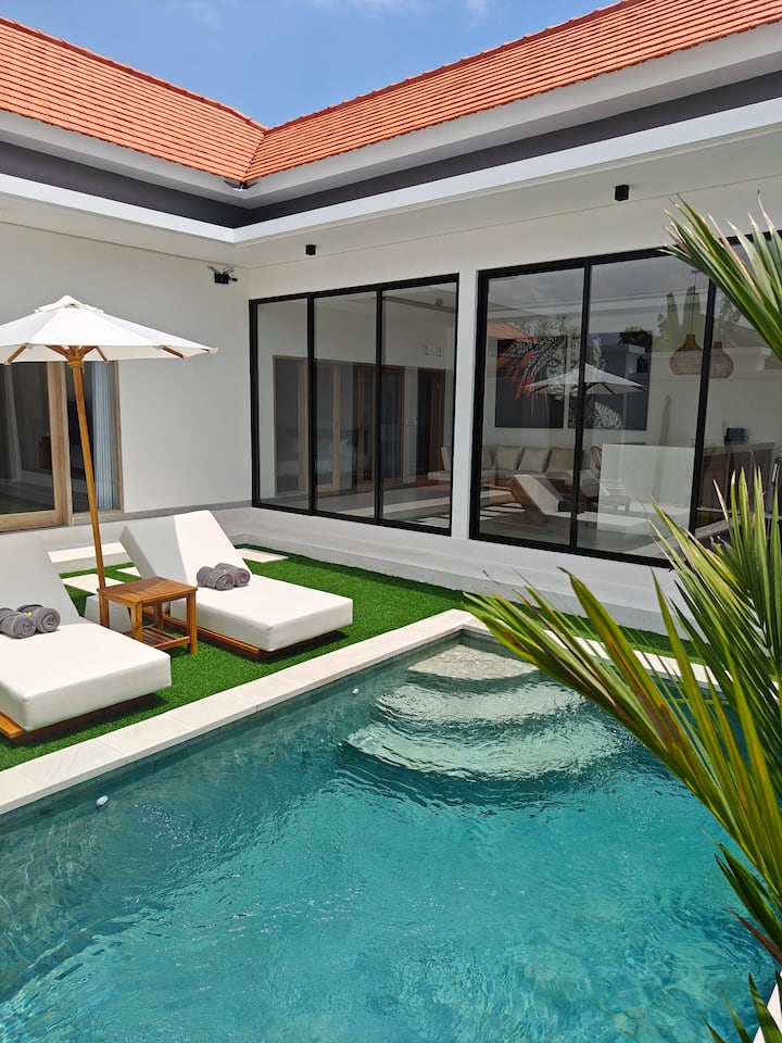 Villa Bianca Centrale  2km Dalla Spiaggia - Denpasar