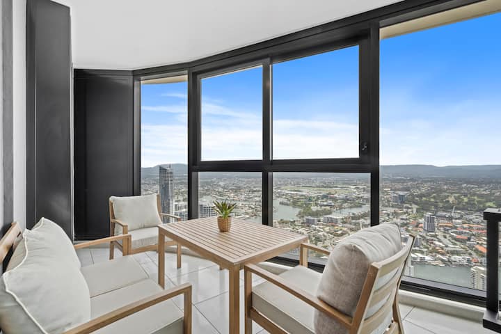 Luxe Canal View Apt In Surfers Steps From The Sea - サーファーズ・パラダイス