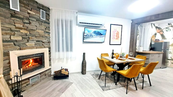 Winter Deal | Modern Family House • Top Location - Bansko