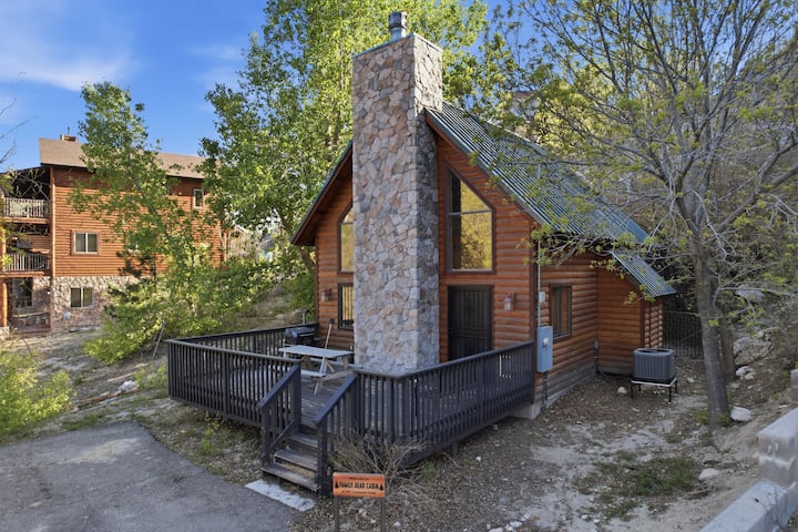 The Family Bear Cabin At Mt. Lemmon Hotel - Mount Lemmon, AZ