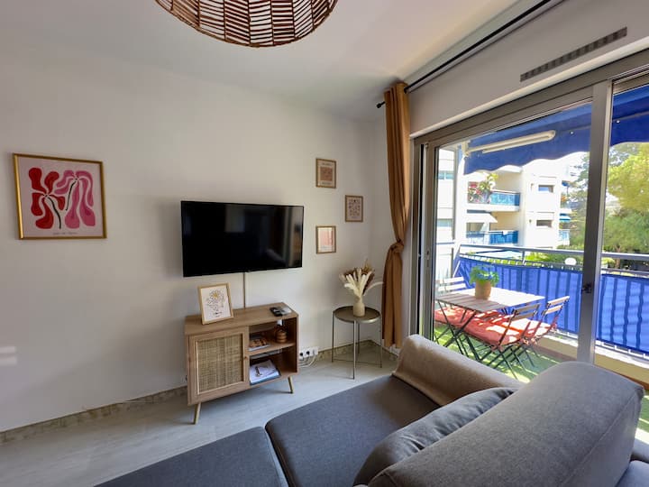7 Min Plage – Balcon, Clim & Parking, Nice-cannes - Cagnes-sur-Mer