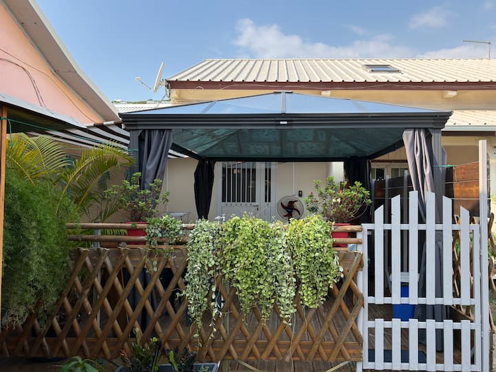 La Kaz à Dev - St Gilles - À 2 Min De La Plage - Saint-Gilles les Bains