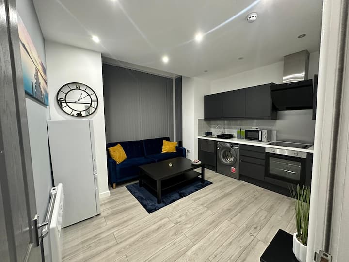 Luxurious 2 Bedroom Flat - Leeds