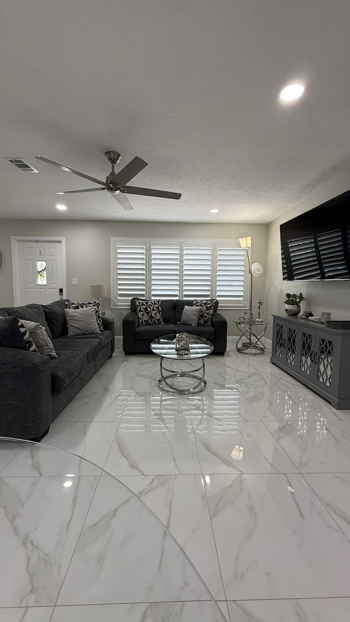 Naples Getaway - Naples, FL