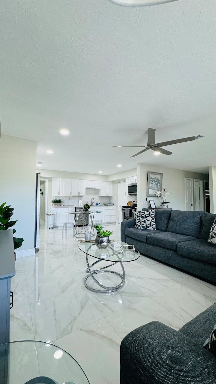 Naples Getaway - Naples, FL