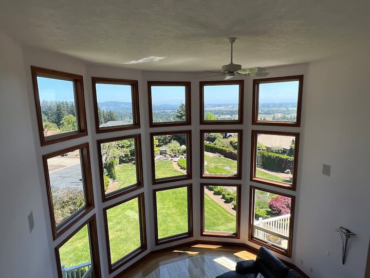 Red Hills Estate - Dundee Or - Dundee, OR
