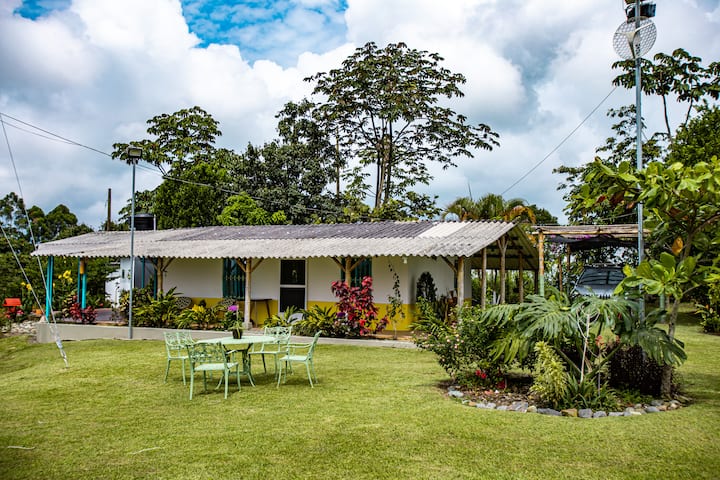Finca La Molienda, Splendid Viewpoint Of Quindio - Quimbaya