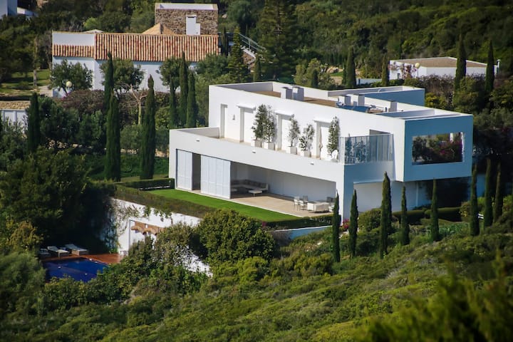 Beachfront Luxury Villa - Zahara de los Atunes