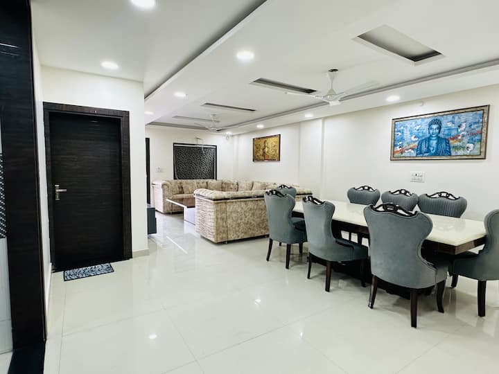 Penthouse Paradise Walkable To The Triveni Ghat - Rishikesh