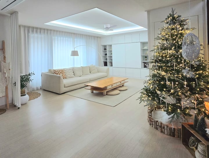 [#쉼]아늑한 인테리어 휴식 복층1,2층의 넓은공간/홈시네마/오락방/바베큐존 - Paju-si