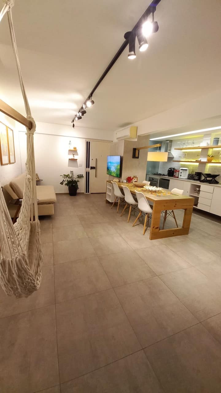 Apto Mobiliado - Praia De Ponta Verde Maceió. - Maceió