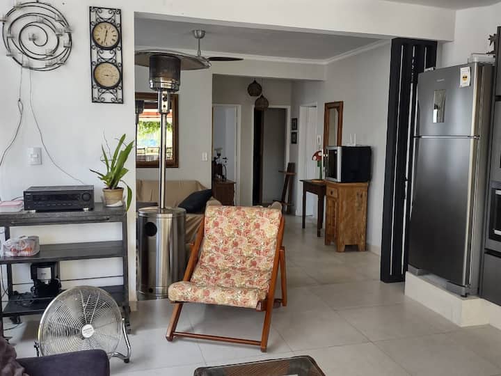 Guarujá, 250 Metros Da Praia - Guarujá