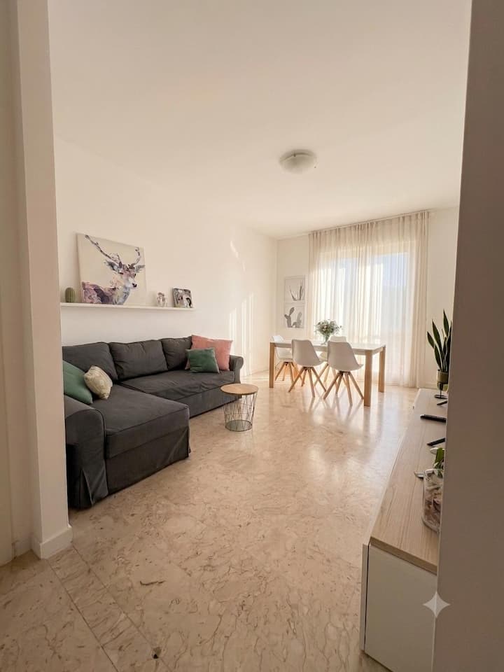 80 M² Two-room Apartment · Linate 10' · Home 4 Mi - San Donato Milanese