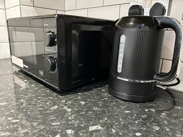 Spacious 2bed 2shower Apartment - Crewe