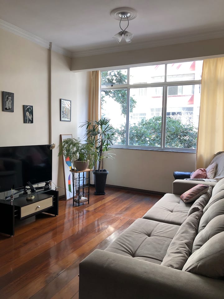 Quarto Aconchegante Centro. Apenas Para Mulheres. - Belo Horizonte