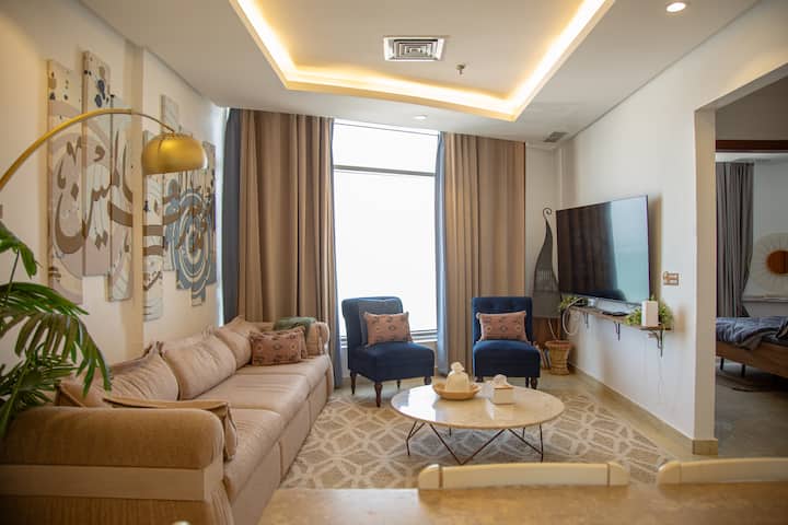 * * * * * Sea Views W/ Luxury Amenities In Salmiya - Kuwait