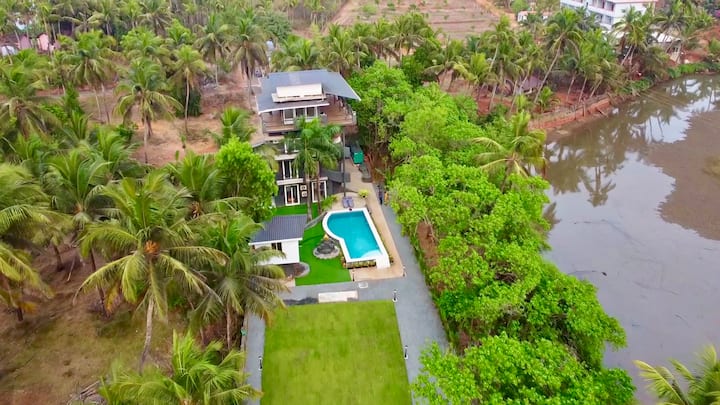 Casa Noir By Aadhvika Resorts - Goa