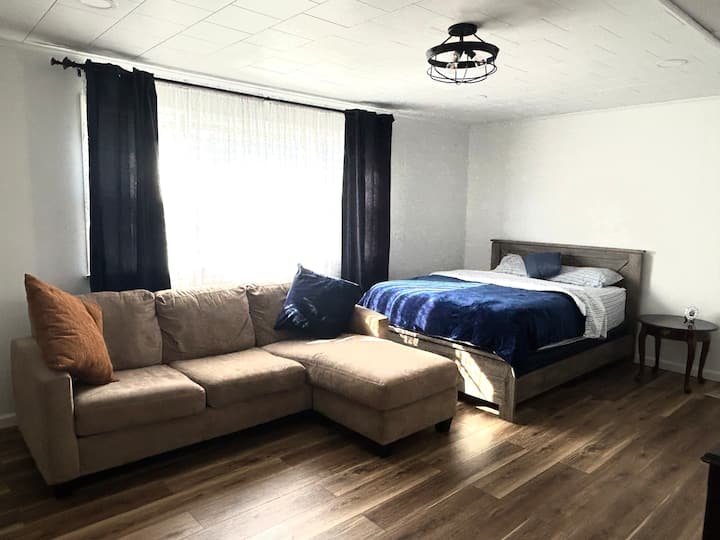 Private Room At Harrisburg Pa - Harrisburg, PA