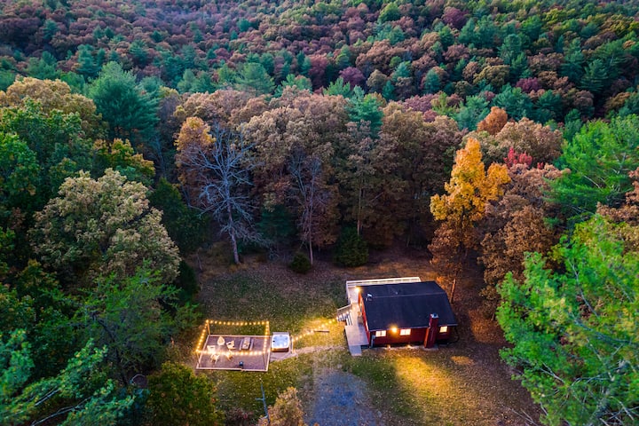 Woodland Escape:hot Tub&starry Nights/firepit/bbq - 브로드웨이
