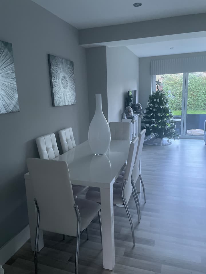 Cosy 3 Bed House In Quiet Close - Sevenoaks