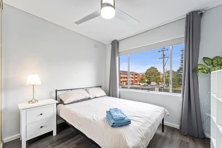 Holiday Beach House - Wollongong