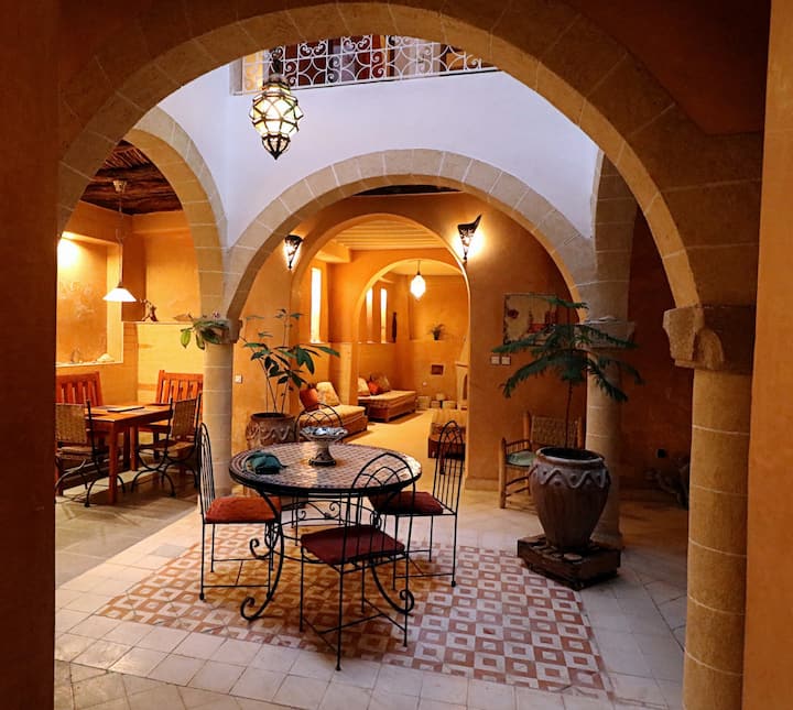 Riad Médina : Charme Et Calme - Esauira