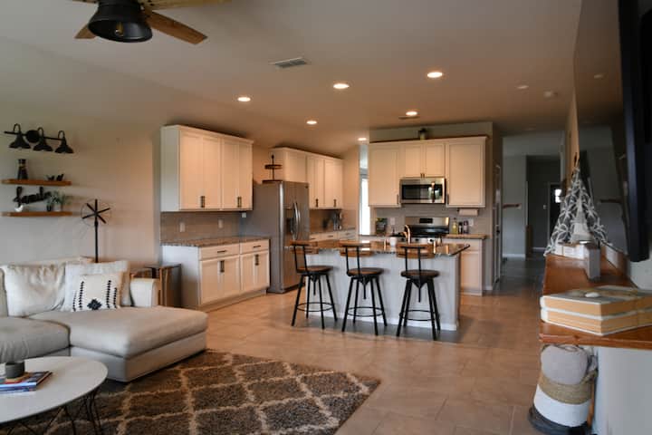 Boho Texas Retreat - Missouri City, TX