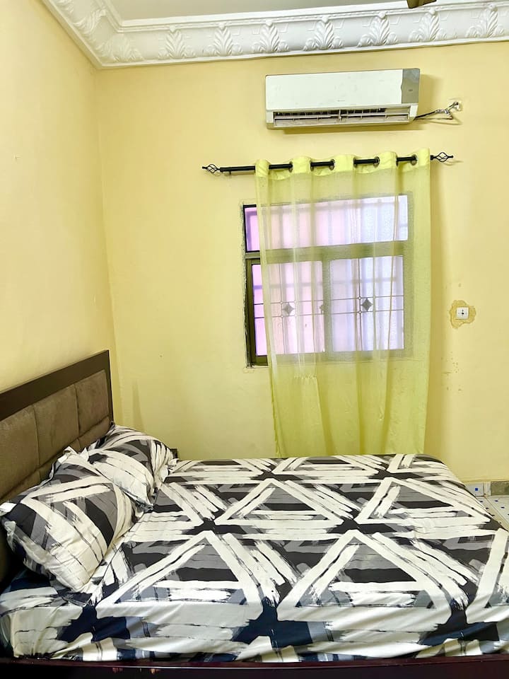 Appart Meublé Lotch Full Option + Système Solaire - Bamako