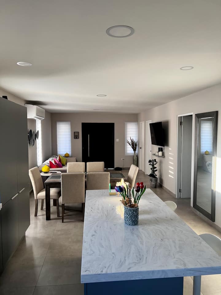 Ponton House - Aruba