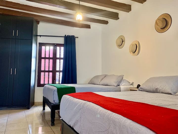 3 Céntrico/wifi Rápido/tv/hasta 8 Personas - Guanajuato