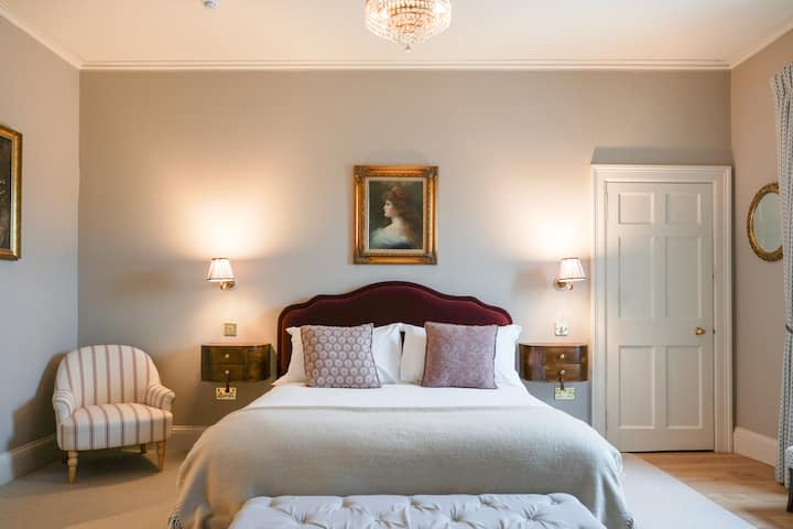 The Stuart Suite @ The Townhouse - Edinburgh