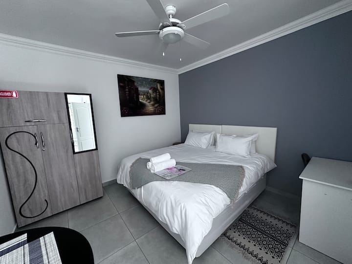 The Morrison - Standard Studio 4 - Randburg