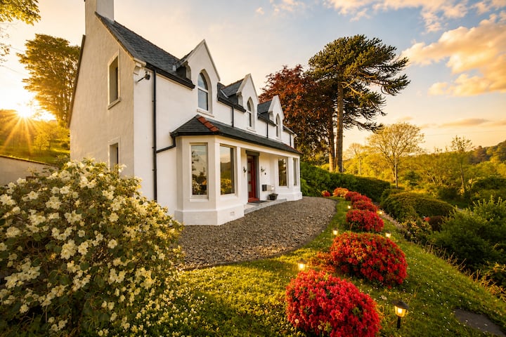 Luxury Villa In Central Portree. (Sea View) - Portree