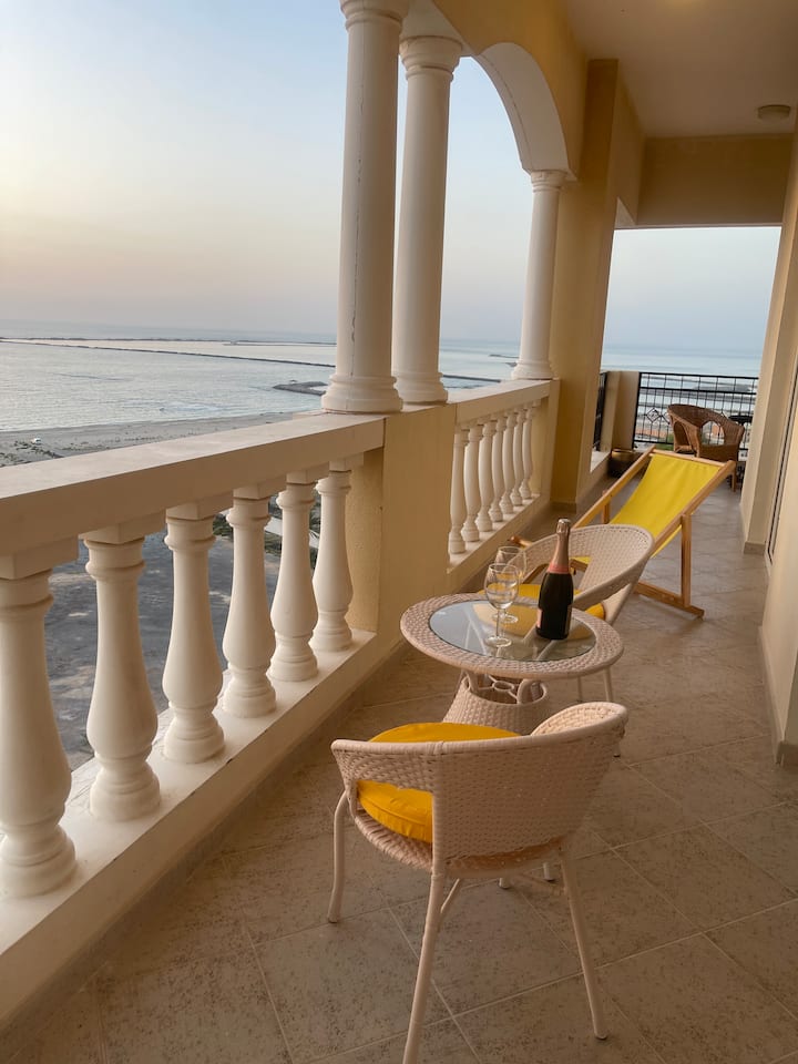 Azure Breeze, 2 Br, Stunning Ocean Views - Emiratos Árabes Unidos
