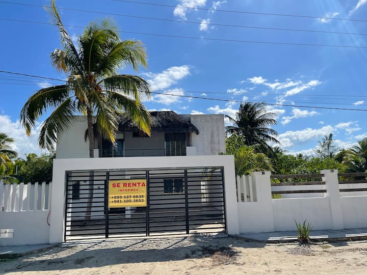 Amplia Casa Equipada-oceanview - Telchac Puerto