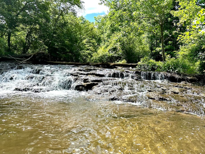 Amazing Home With Private Waterfall - Georgia