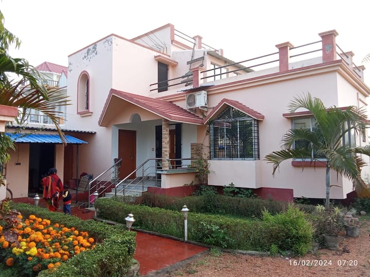 House In Prantik - Santiniketan