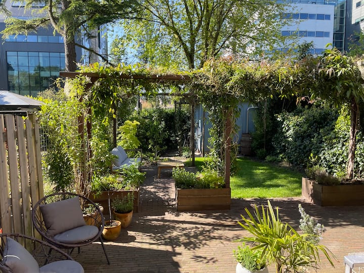 Monumentaal Pand In Amsterdam - Amsterdam