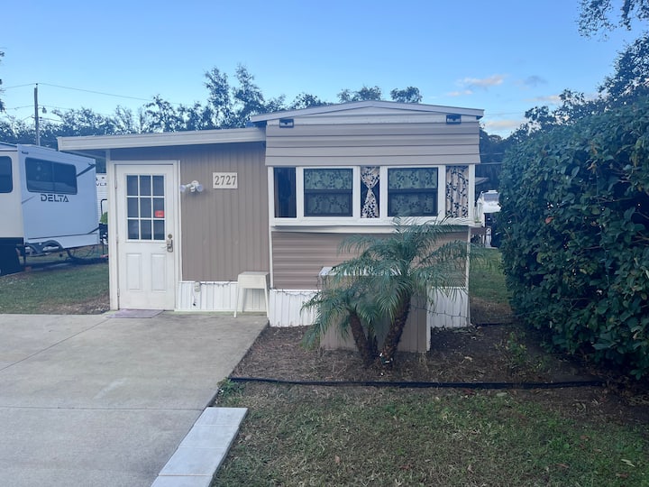 Tiny Home Near Disney - Kissimmee, FL