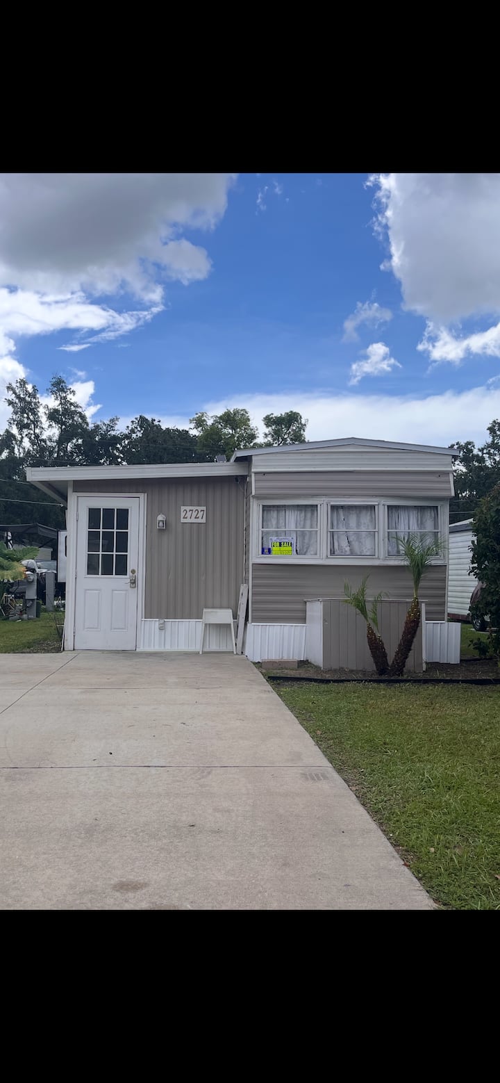 Tiny Home Near Disney - Kissimmee