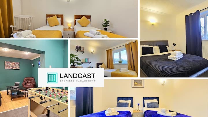 4bed Near Gatwick W/ Parking For 2 Vans &Game Room - Crawley