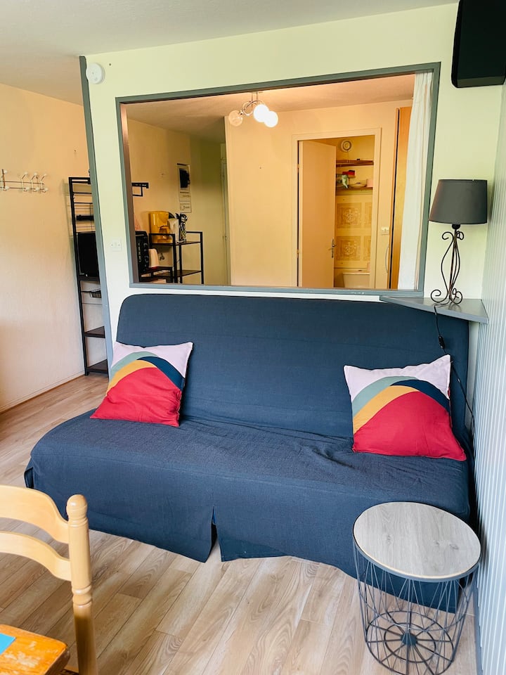 Apparemment Au Pied De Pistes - Picherande