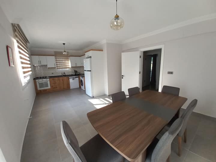 Comfortable Large Holiday House - Ören