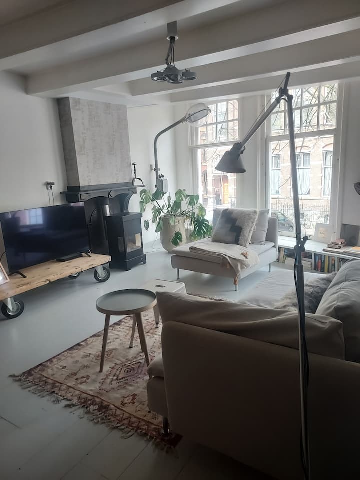 Complete Bovenwoning Binnenstad. - 레이와르던