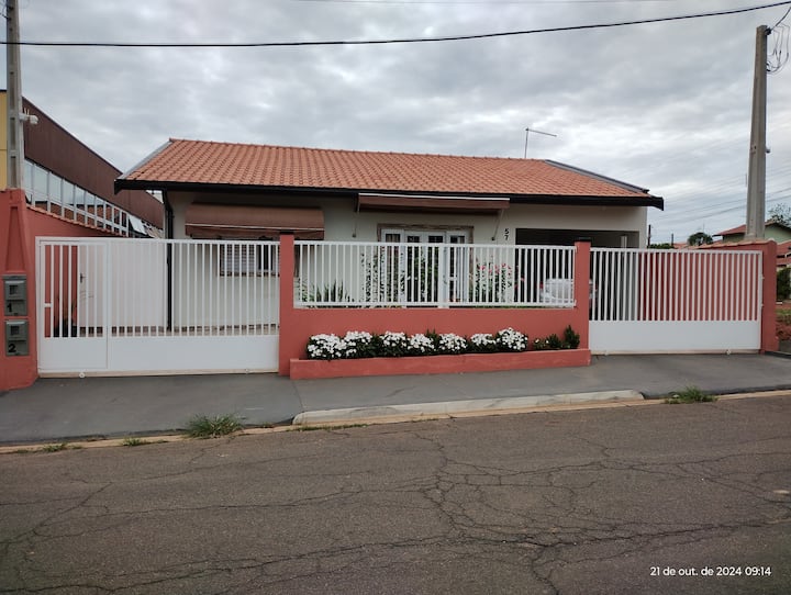 Casa Pingo De Ouro 57 - Holambra