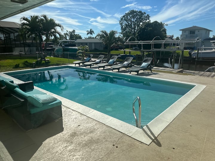 Waterfront Oasis Close To Beach! - Cape Coral, FL